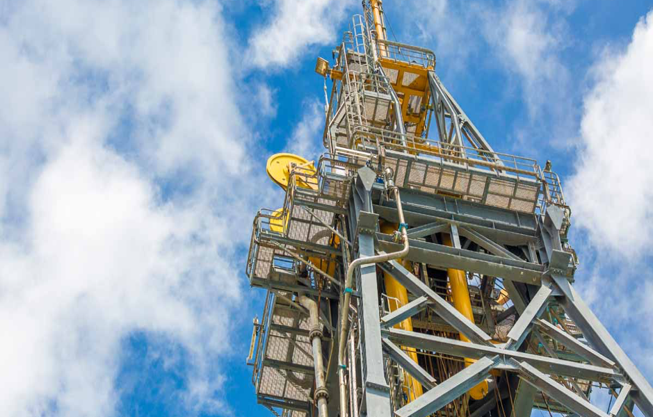 Derrick CMC Removal | Offshore Services | Global 1 IRM